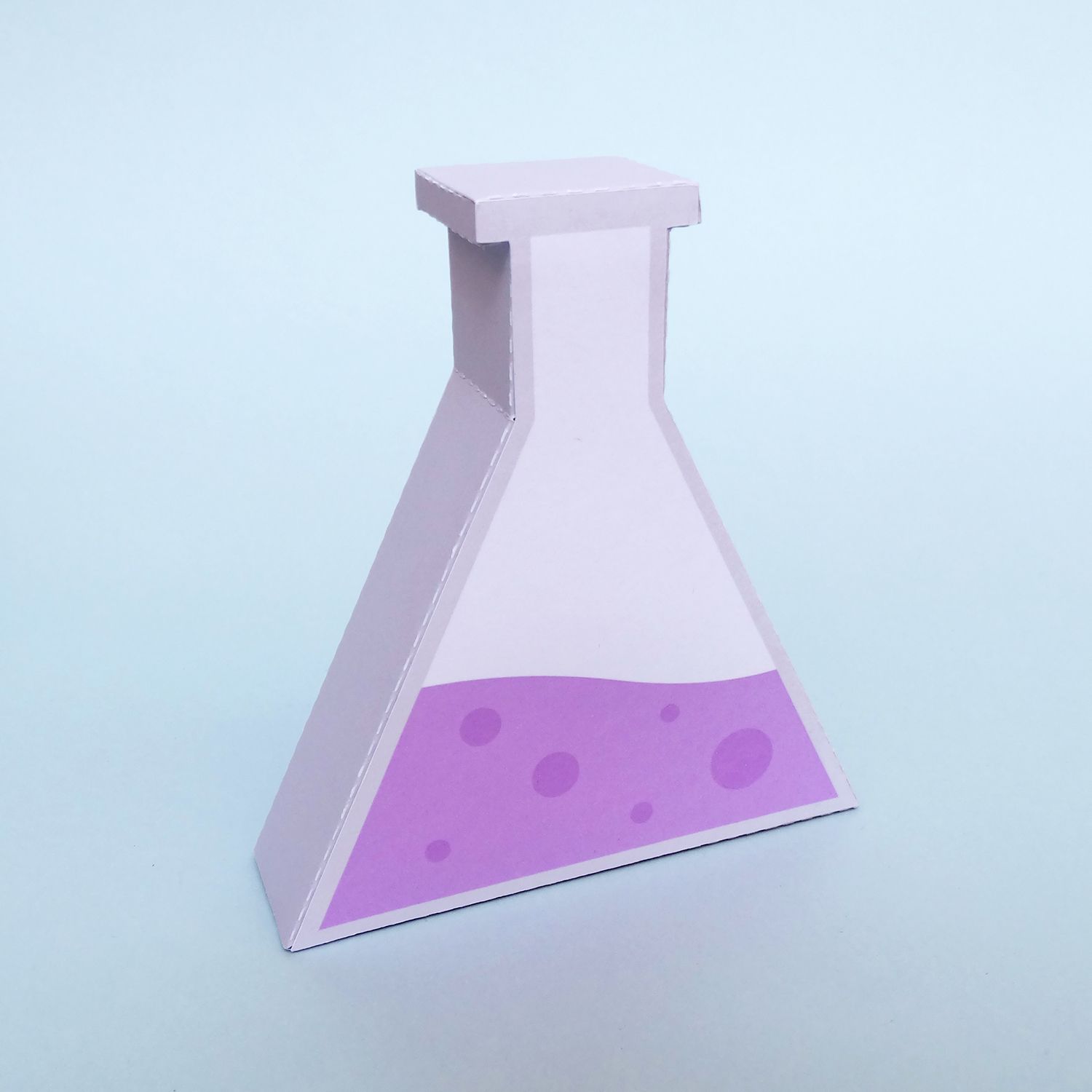 Decorative Laboratory Triangular Container|D-1240522