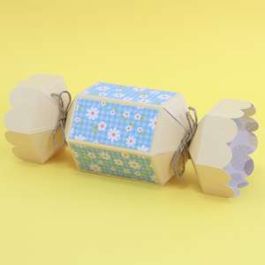 big scalloped hexagon candy box|329039