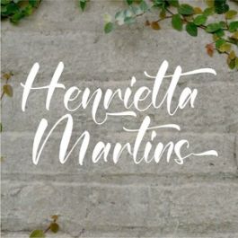 Henrietta Martins Font Family