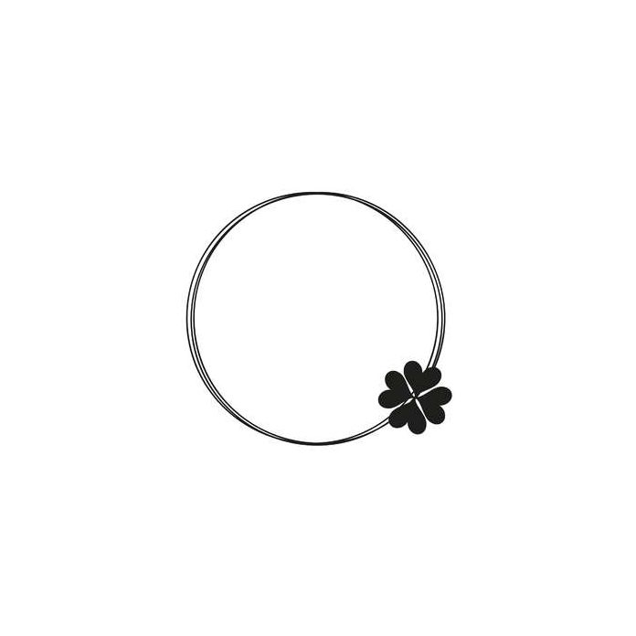 circle shamrock frame